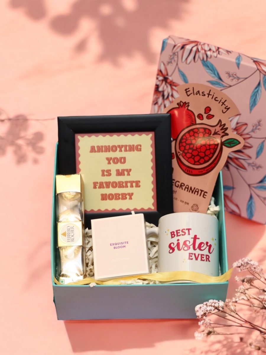 Gift Hampers Online | Customised Gift Hampers | HappyGifts