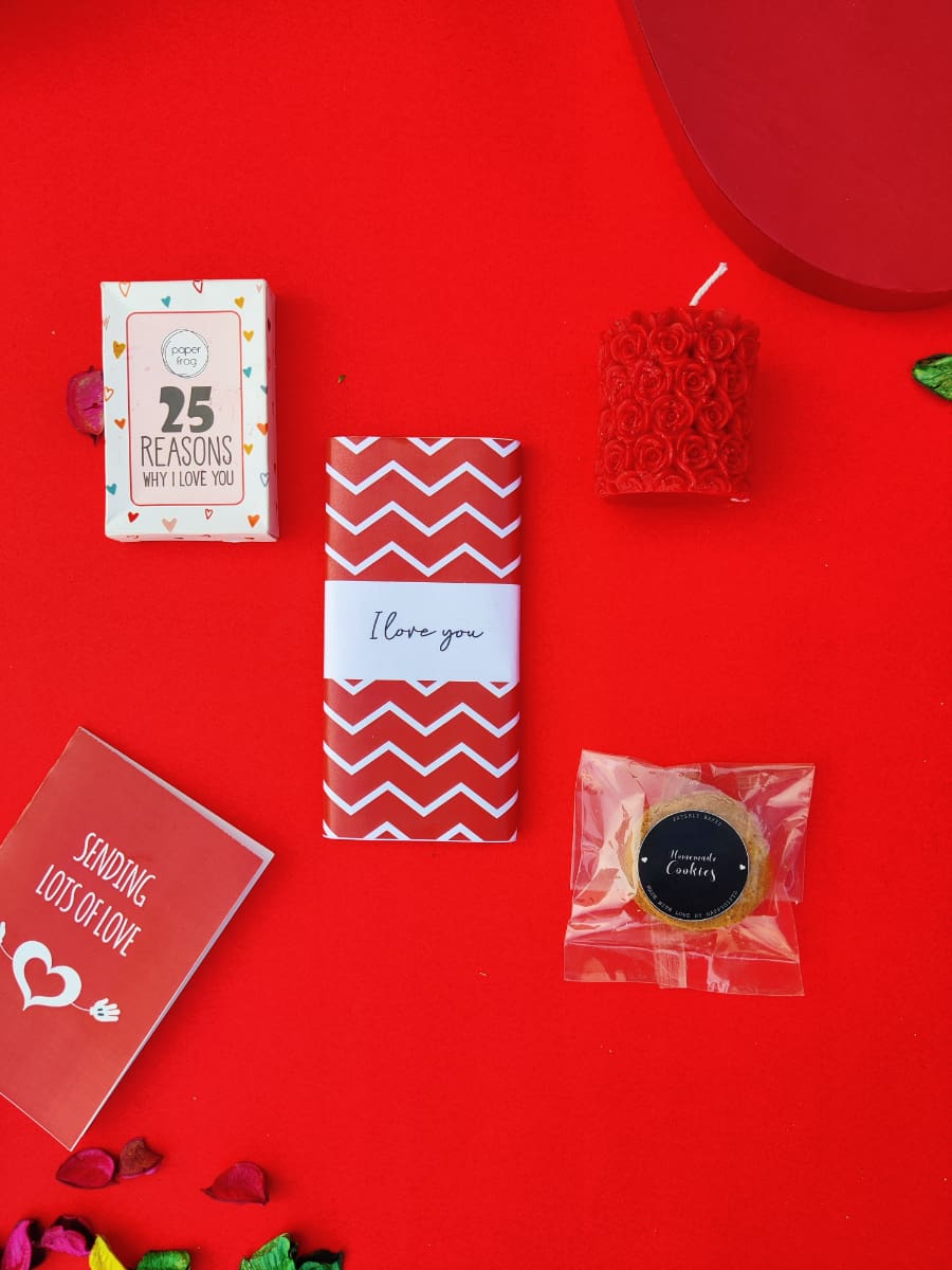 Gift Hampers Online | Customised Gift Hampers | HappyGifts